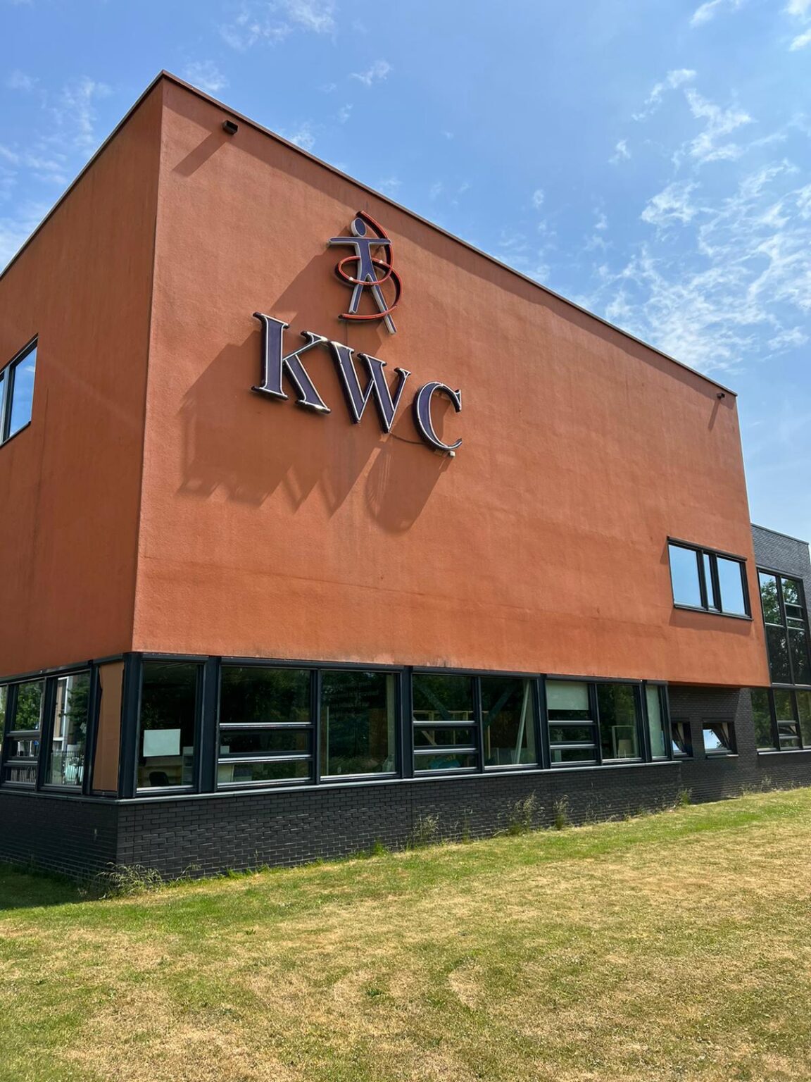 Feestelijke oplevering nieuw WiFi-netwerk bij VO school 'KWC Culemborg' - Brite Wireless Expertise