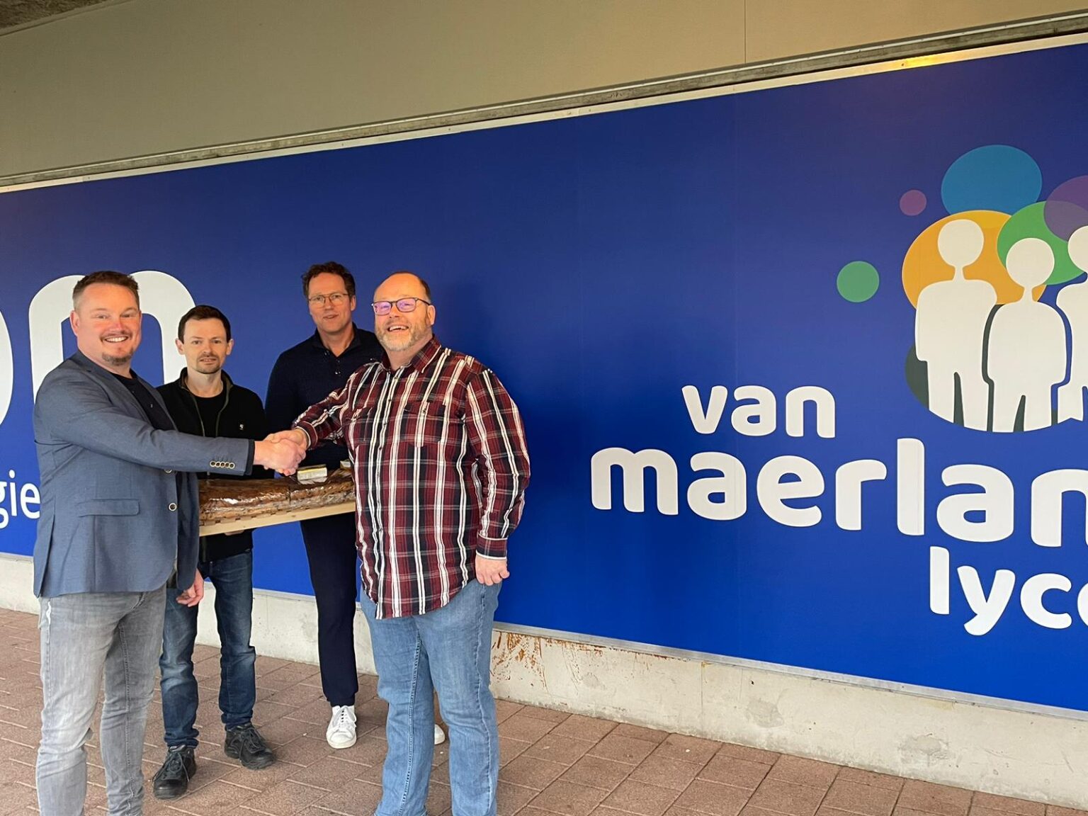 ICT-netwerk (slim) vernieuwd voor het Van Maerlantlyceum in Eindhoven ...
